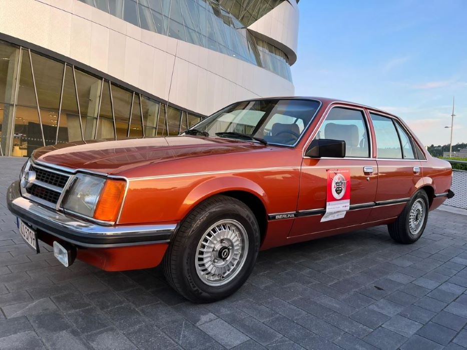 Opel Commodore C 2.5S Berlina - ALT-OPEL Interessengemeinschaft von ...